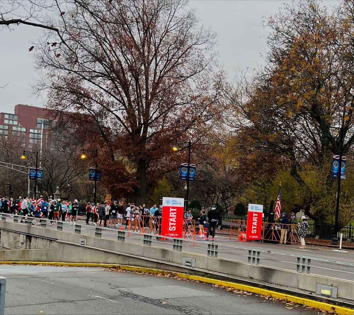 Jolly Jaunt 5k 2023 - Tri-Star Design, Inc.